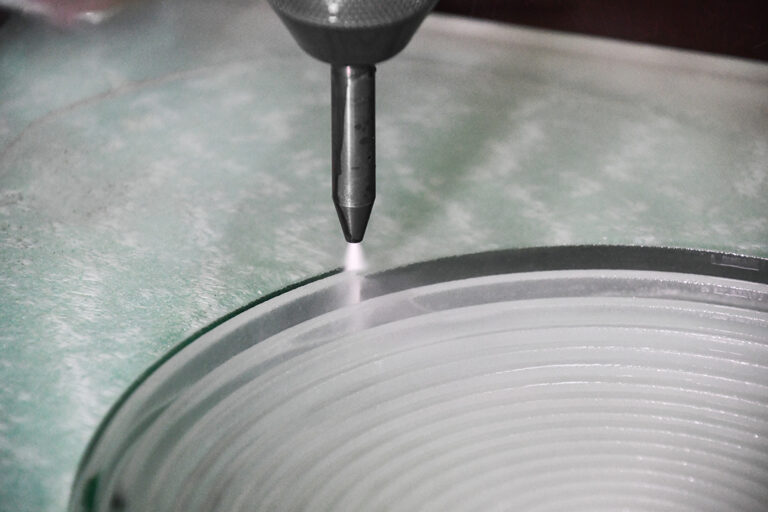 How To Cut Glass On A Waterjet Wardjet